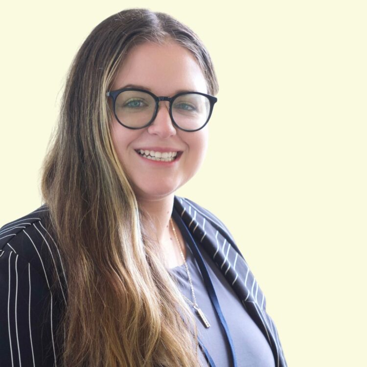 About Us - Girls E-Mentorship (GEM)